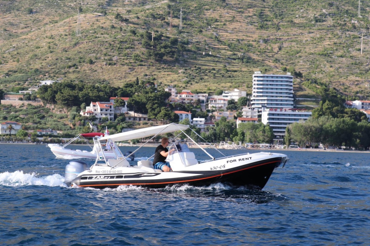 Rent a RIB Formentie ZAR 61 in Omis (Zar61-yamaha 150) | SamBoat