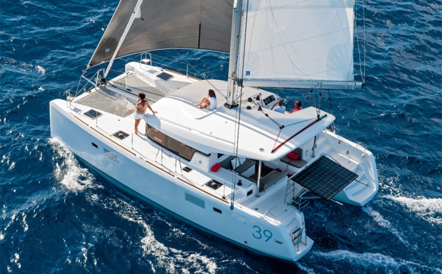 Rent a Catamaran Lagoon 39 in Sliema | SamBoat