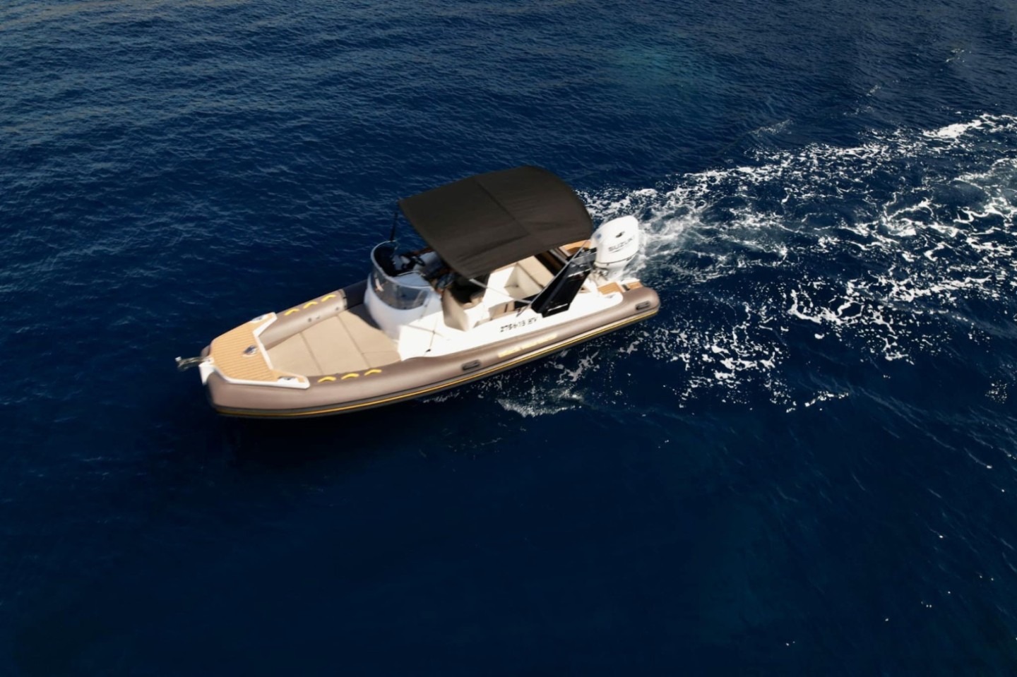 Rent a RIB Barracuda Aquamax B23F in Hvar (Black Noa 150Hp) | SamBoat