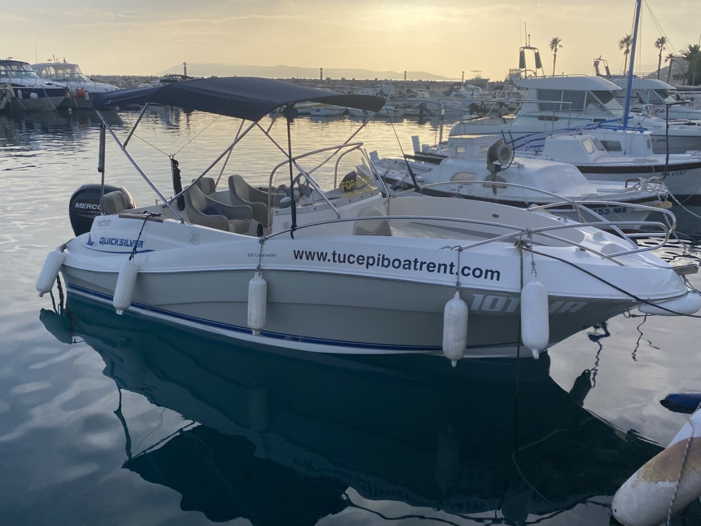 Rent a Motorboat Quicksilver 635 Commander in Tučepi (Commander 635 ...