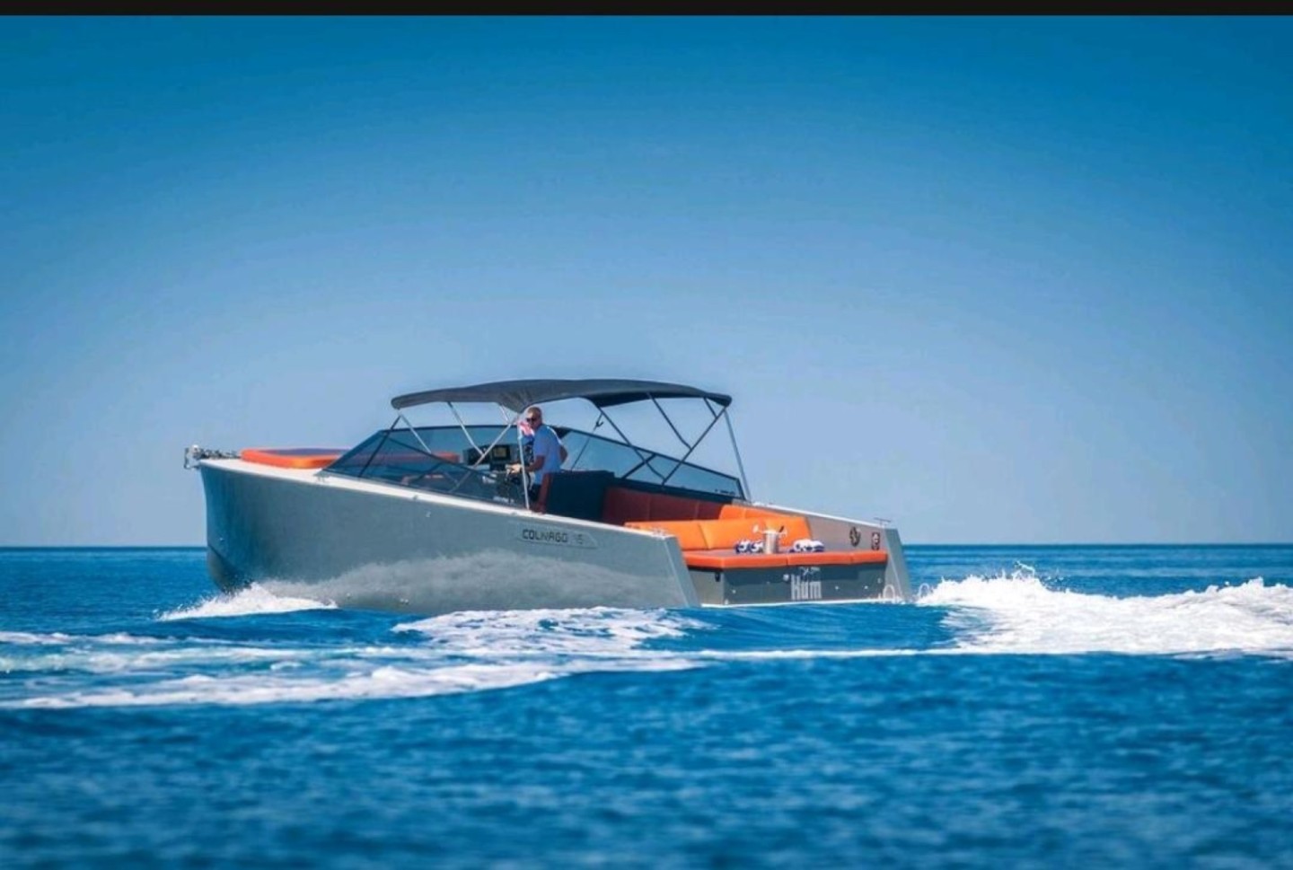Rent a Motorboat Colnago 45 in Hvar (COLNAGO 45) | SamBoat