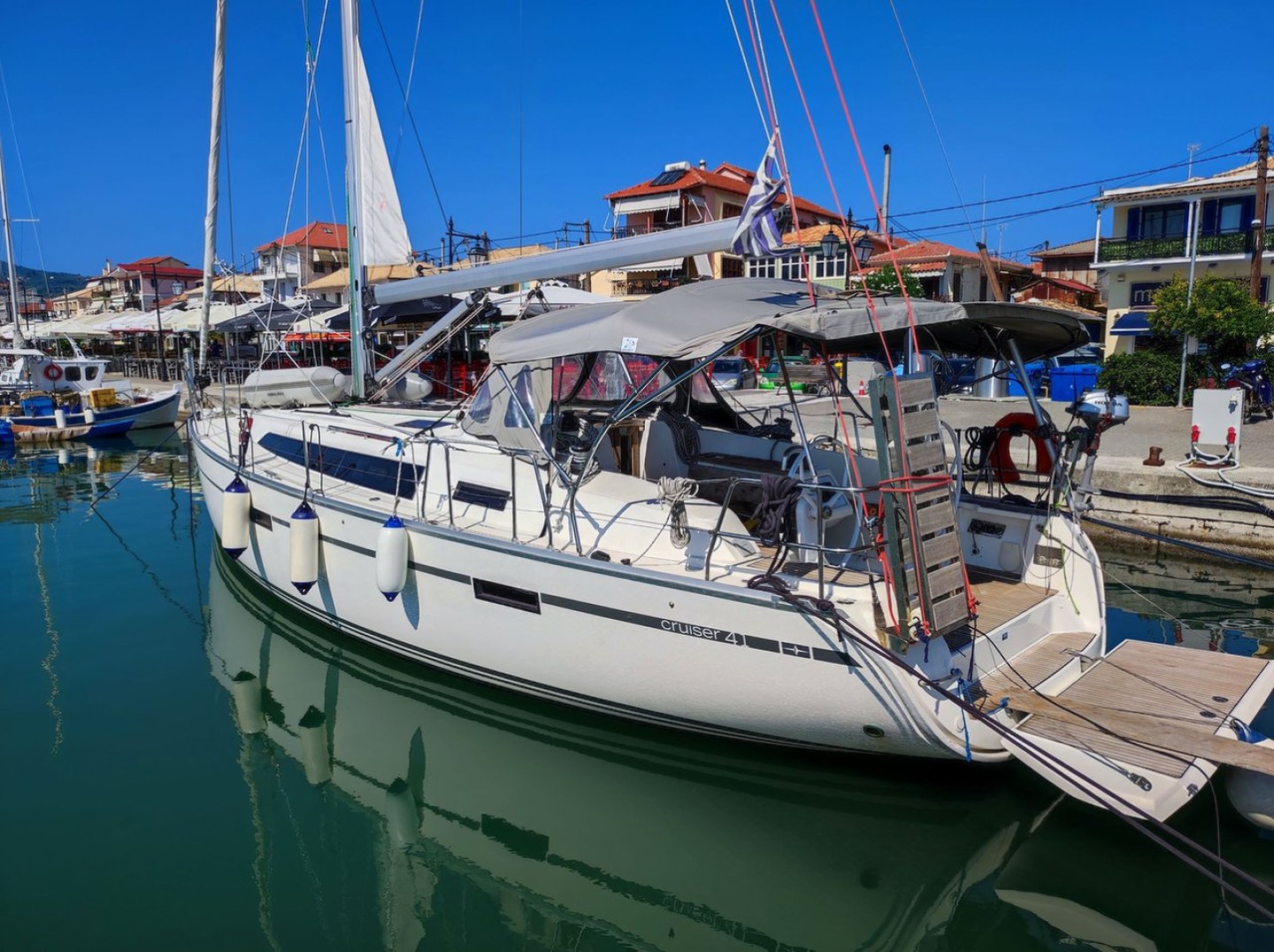 Rent a Sailboat Bavaria Cruiser 41 in Lefkáda (Ioli) | SamBoat
