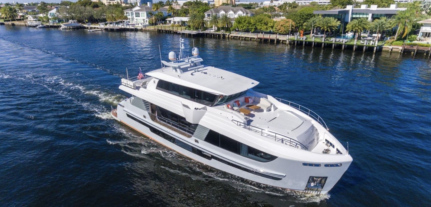 Rent a Luxury Yacht Hargrave 100 in Miami (100 Hargrave ) | SamBoat