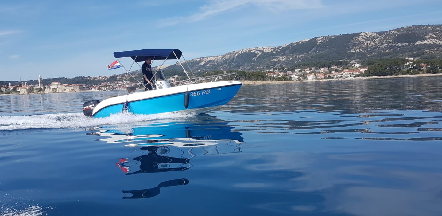Rent a Motorboat Aquamar 17 in Banjol (Aquamar 17) | SamBoat