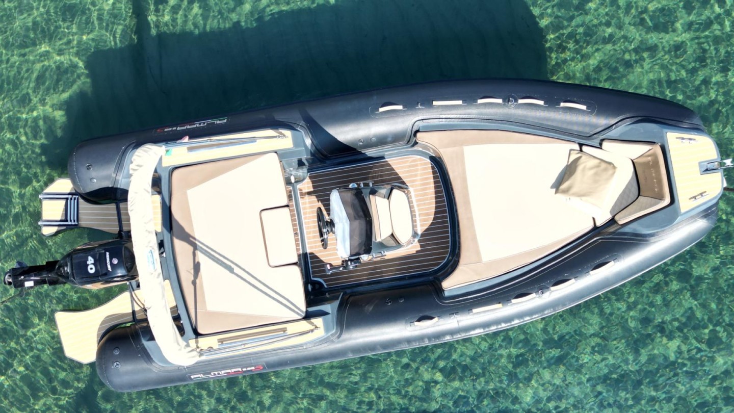 Rent a RIB Almar 5.80 in Panarea (Island) (Almar) | SamBoat