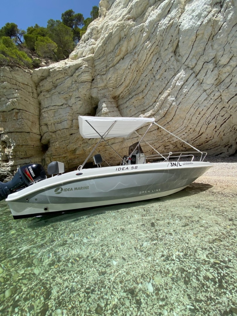 Rent a Motorboat Idea Marine IDEA 58 in Vieste | SamBoat