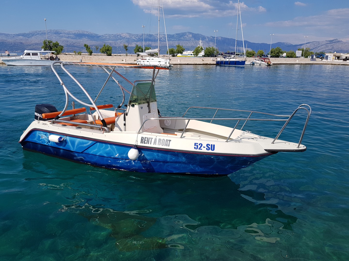 Rent a Motorboat Elan 20 CC in Supetar (ELAN 20 CC (2)) | SamBoat