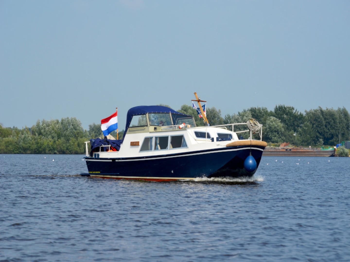 Rent a Motorboat De Drait Doerak 850 OK in Drachten (Woelwater) | SamBoat
