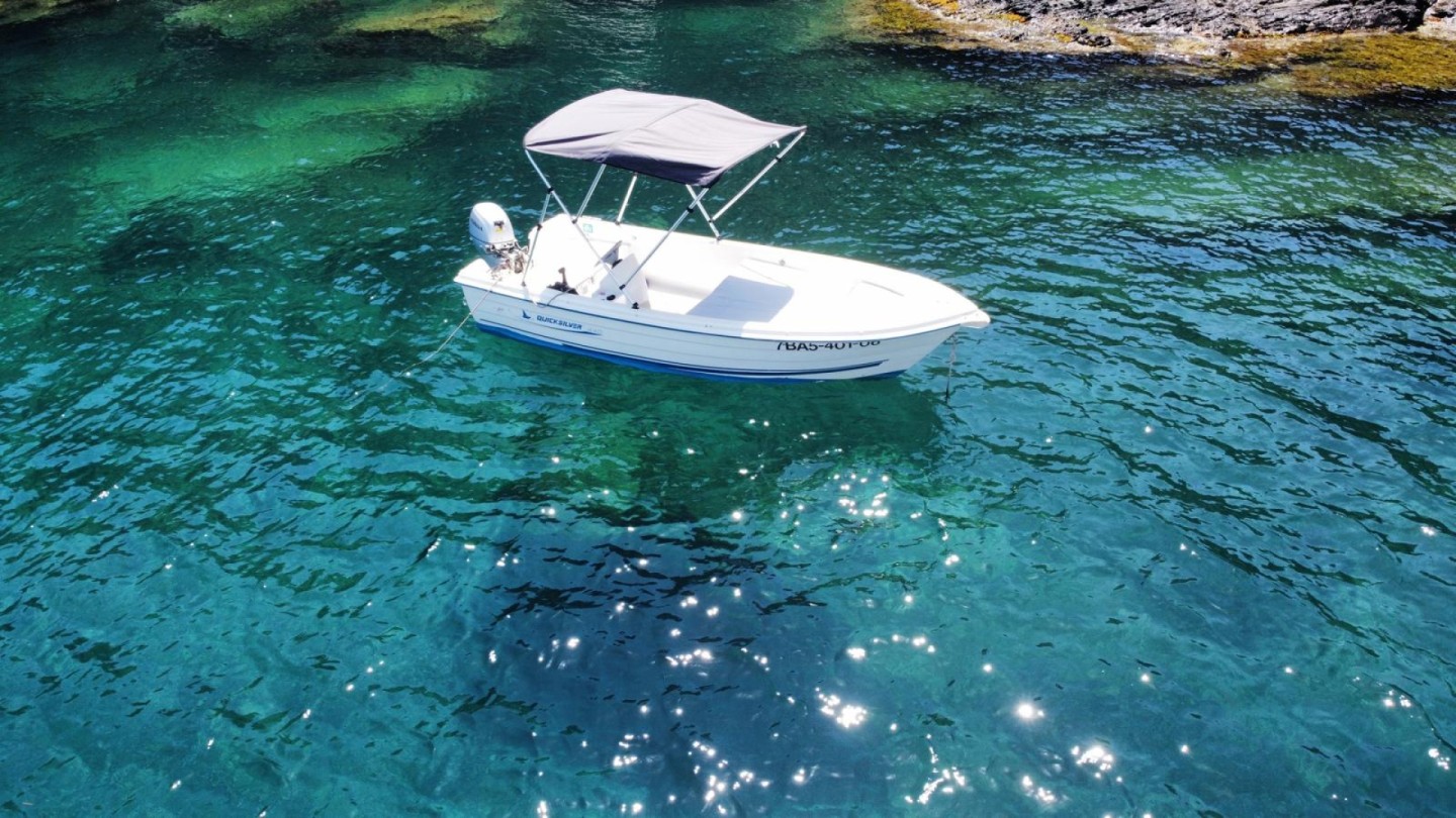 Rent a Motorboat Quicksilver 440 Fish in Cadaqués (Pili y Sara) | SamBoat