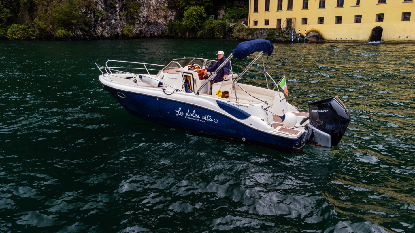 Rent a Motorboat Eolo 750 Day in Como (City) | SamBoat