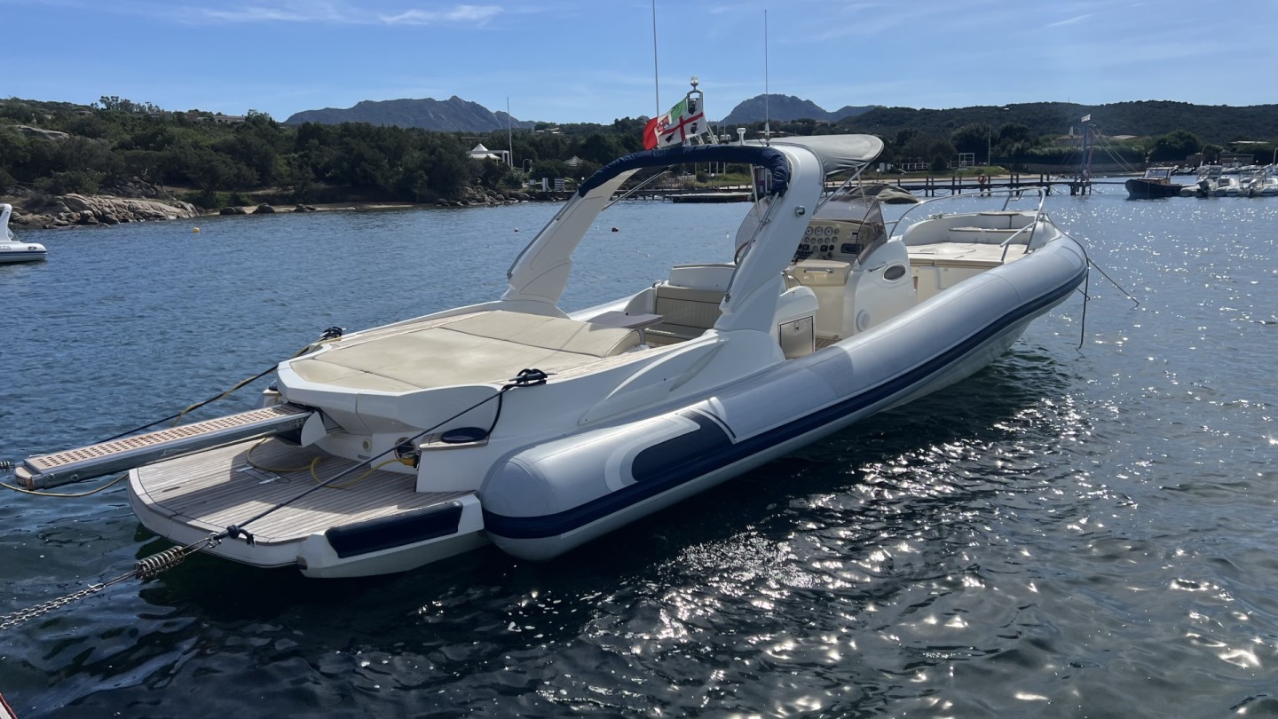 Rent a RIB Marlin Boat 38 Top in Olbia (MARLIN 38) | SamBoat
