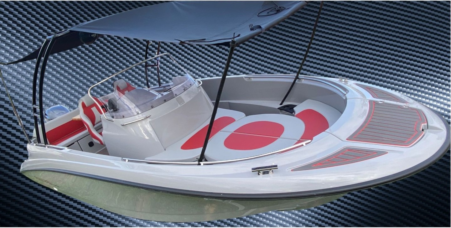 Rent a Motorboat FEMIS AQUA 620 SPORT in Port de Pollenca | SamBoat