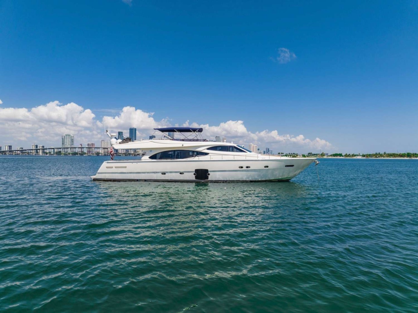Rent a Luxury Yacht Ferretti Destiny in Miami (Destiny) | SamBoat