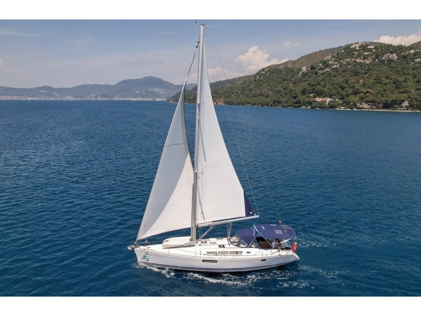 Rent a Sailboat Jeanneau Sun Odyssey 44i in Marmaris (Loki) | SamBoat