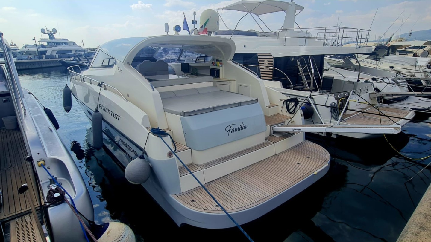Rent a Motorboat PRIMATIST By Bruno Abbate G46 in Porto de Sorrento ...