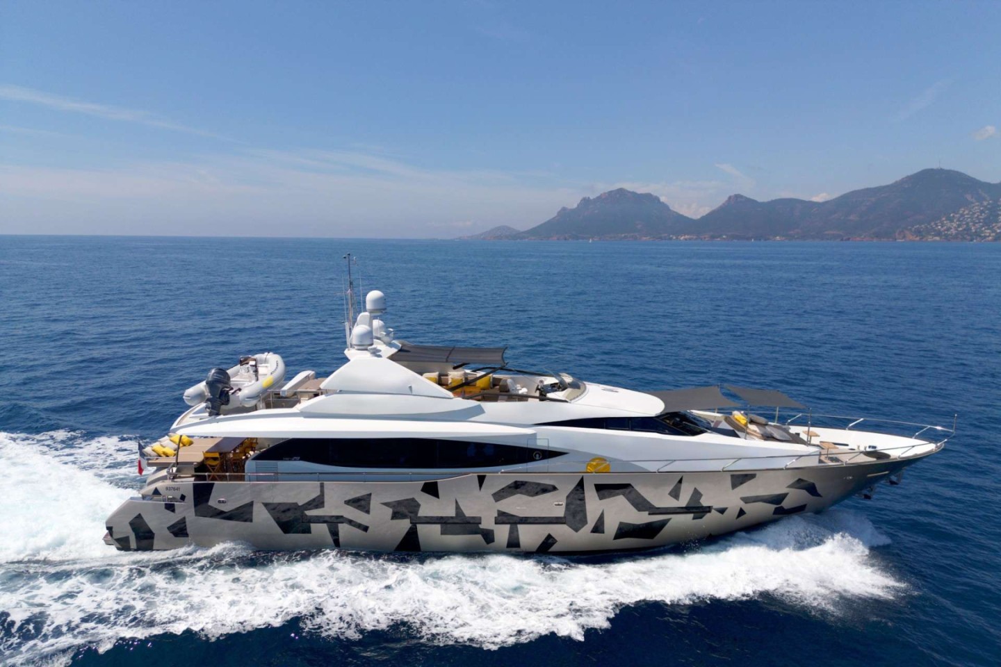 Rent a Luxury Yacht Peri Yachts Quantum in Cannes (Quantum) | SamBoat