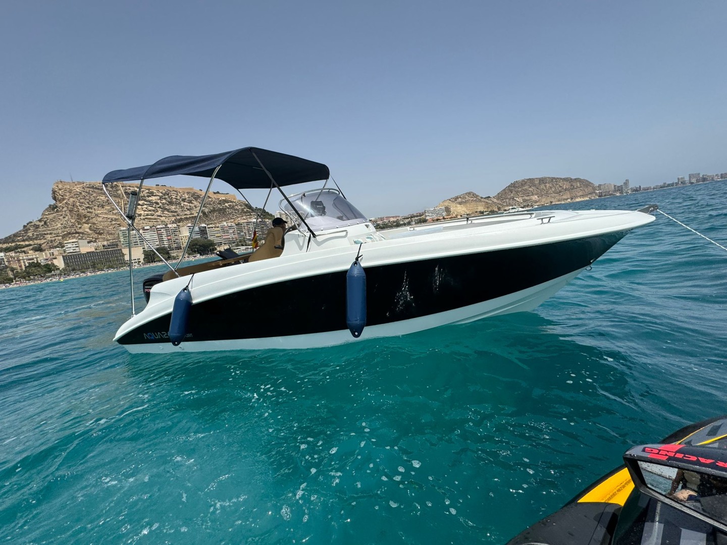 Rent a Motorboat Aqua 620 in Port d'Alicante (Remus 620) | SamBoat