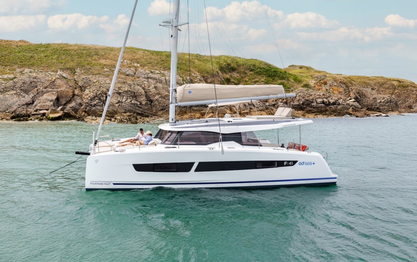 Rent a Catamaran Fountaine Pajot FP 41 Quatuor 4 in Saint-Raphael ...