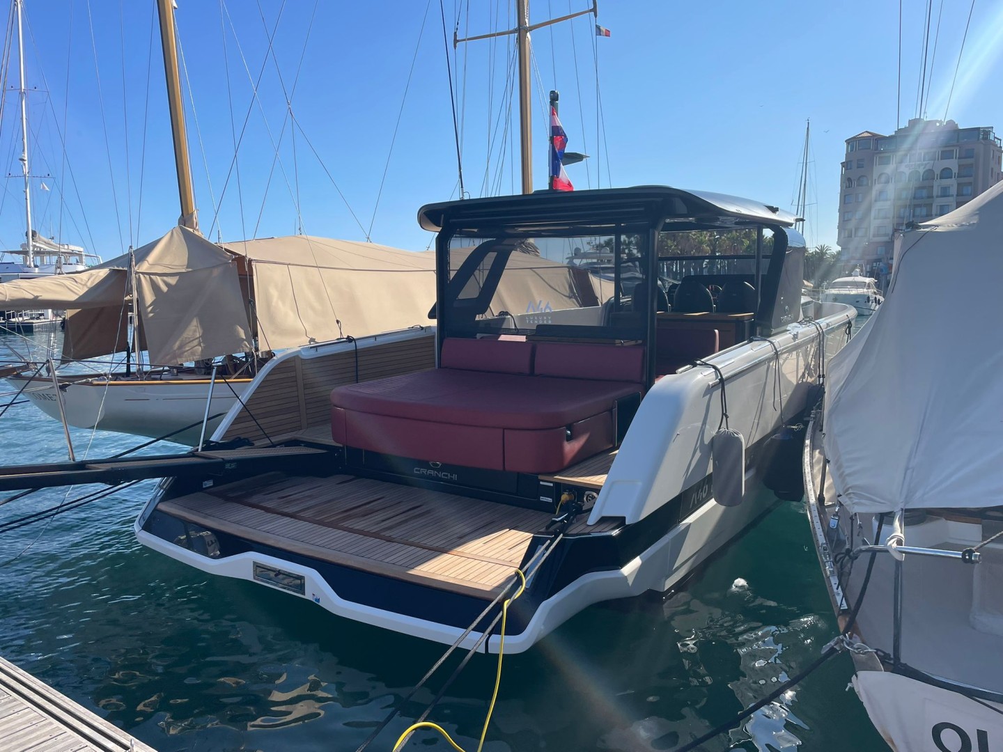 Rent a Motorboat Cranchi A 46 in Cannes (Cranchi A 46) | SamBoat
