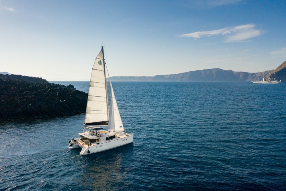 Rent A Catamaran Lagoon 450 F In Santorini wyspa MADICON SamBoat Rent A Catamaran Lagoon 450 F In Santorini wyspa MADICON SamBoat