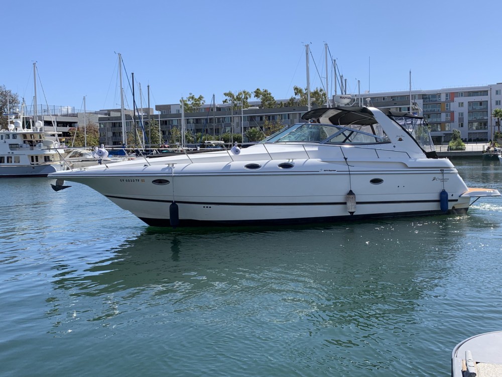 Rent A Motorboat Cruisers Cruiser Yacht 3870 Express In Marina Del Rey