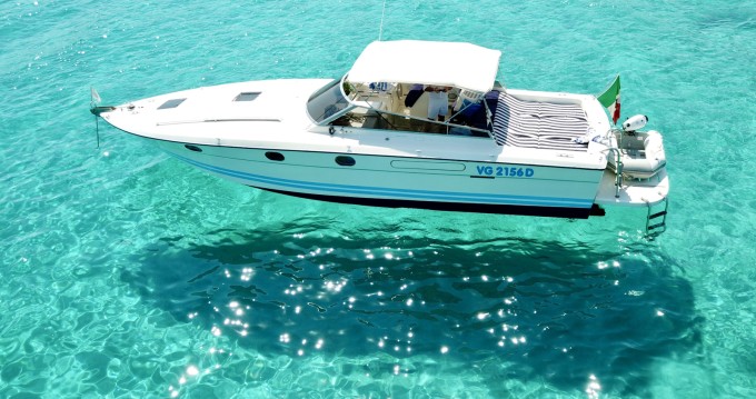 Rent a Motorboat Baia B 40 in Sanremo - SamBoat