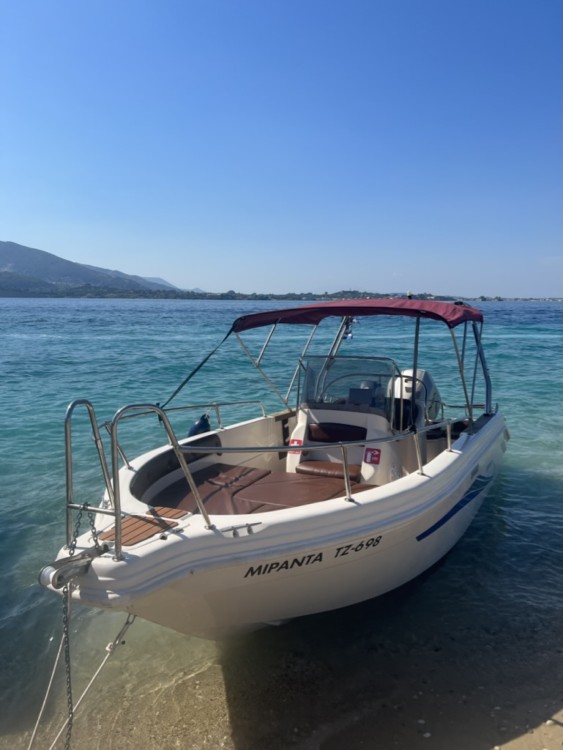 Rent a Motorboat Ranieri Stargate in Zakynthos (Ranieri Stargate) - SamBoat
