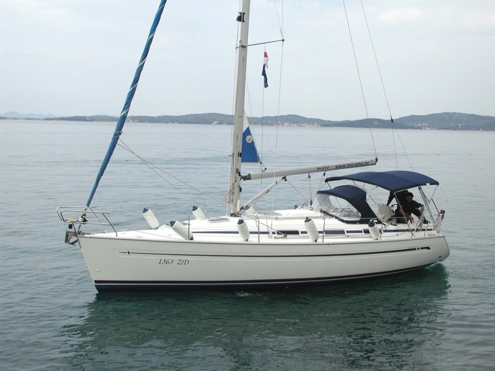 Bavaria 36 - Specs, layout & video | SamBoat