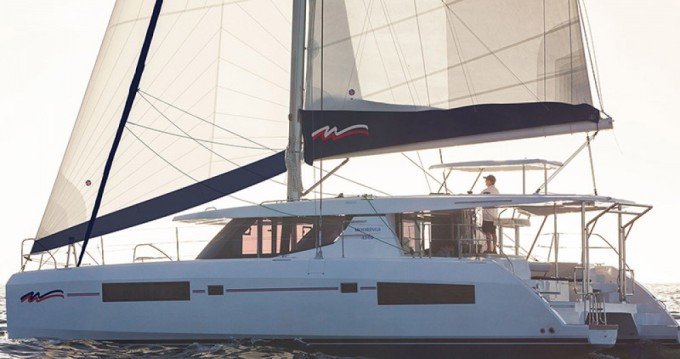 Leopard 45 - Specs, layout & video | SamBoat
