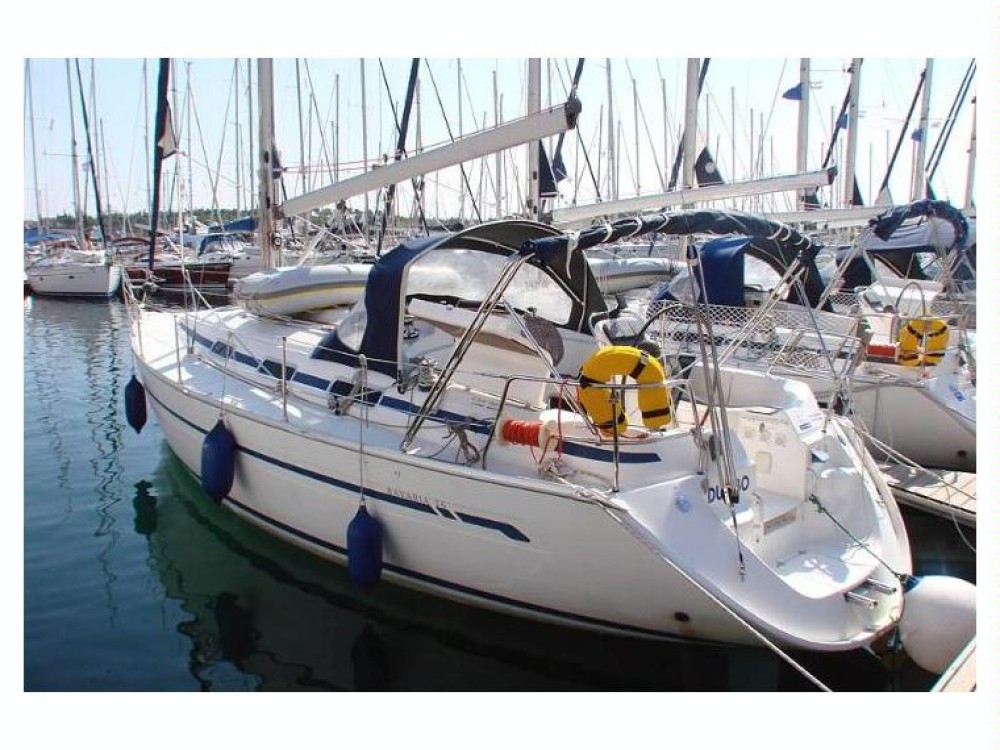 Bavaria 36 - Specs, layout & video | SamBoat