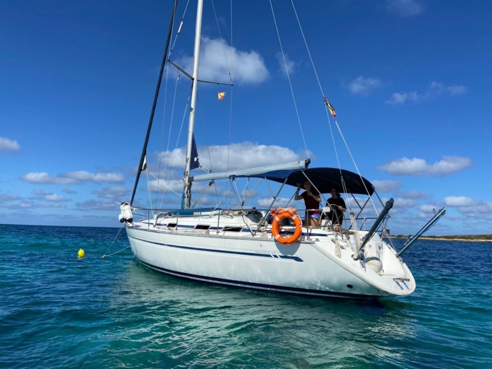 Cruiser 41 - Specs, layout & video | SamBoat