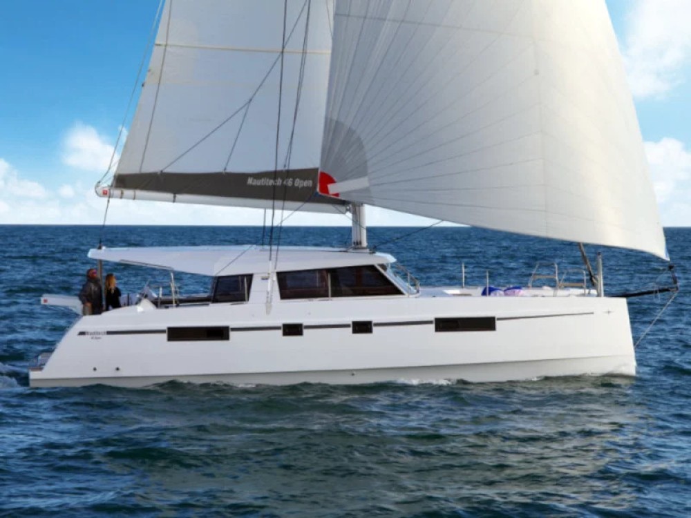 Nautitech 46 Open - Specs, layout & video | SamBoat