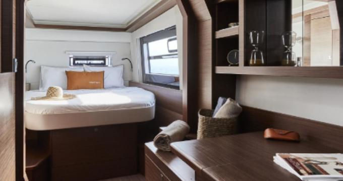 Nautitech 46 Open - Specs, layout & video | SamBoat