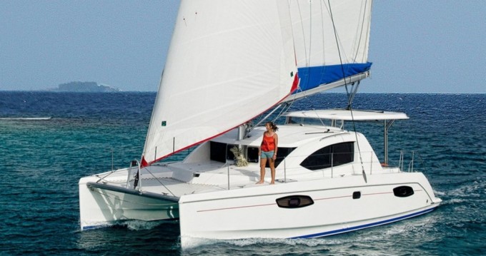 Leopard 38 - Specs, layout & video | SamBoat