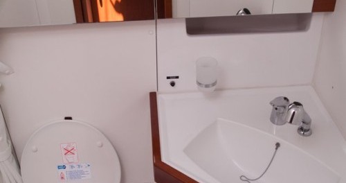 Oceanis 50 Family - Specs, layout & video | SamBoat