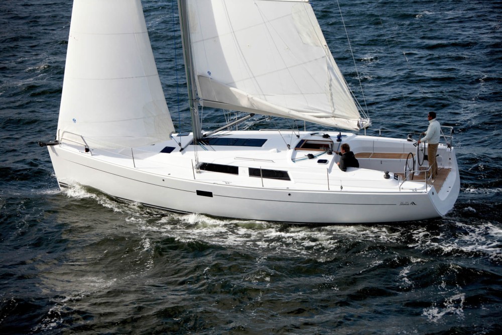 Hanse 400 - Specs, layout & video | SamBoat
