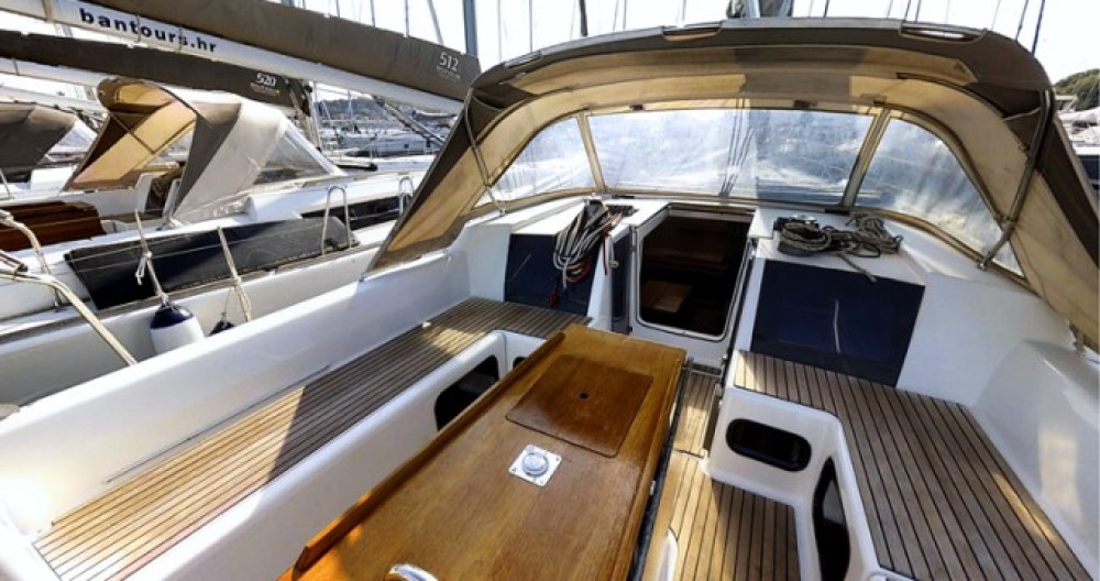 Dufour 500 Grand Large - Specs, layout & video | SamBoat