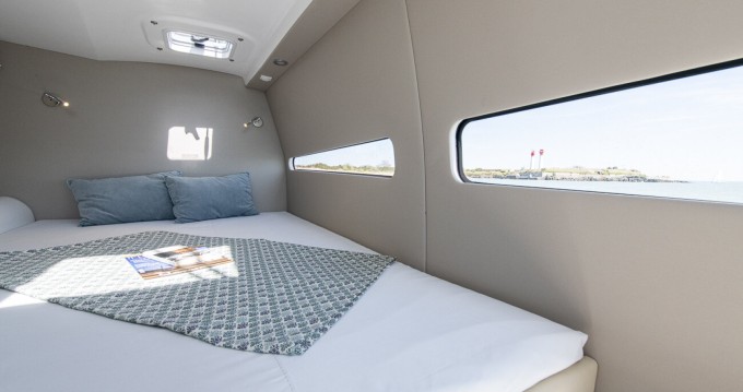 Neel 47 - Specs, layout & video | SamBoat