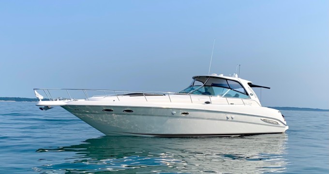 Sea Ray 460 Sundancer - Specs, layout & video | SamBoat
