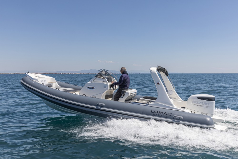Lomac 790 IN - Specs, layout & video | SamBoat