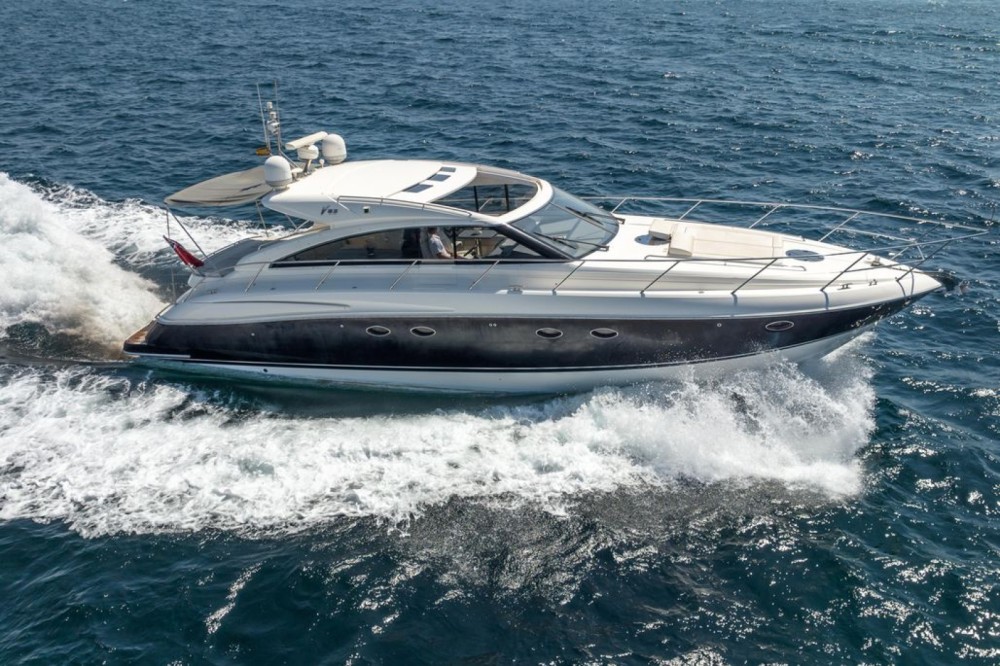 Princess V53 - Specs, layout & video | SamBoat