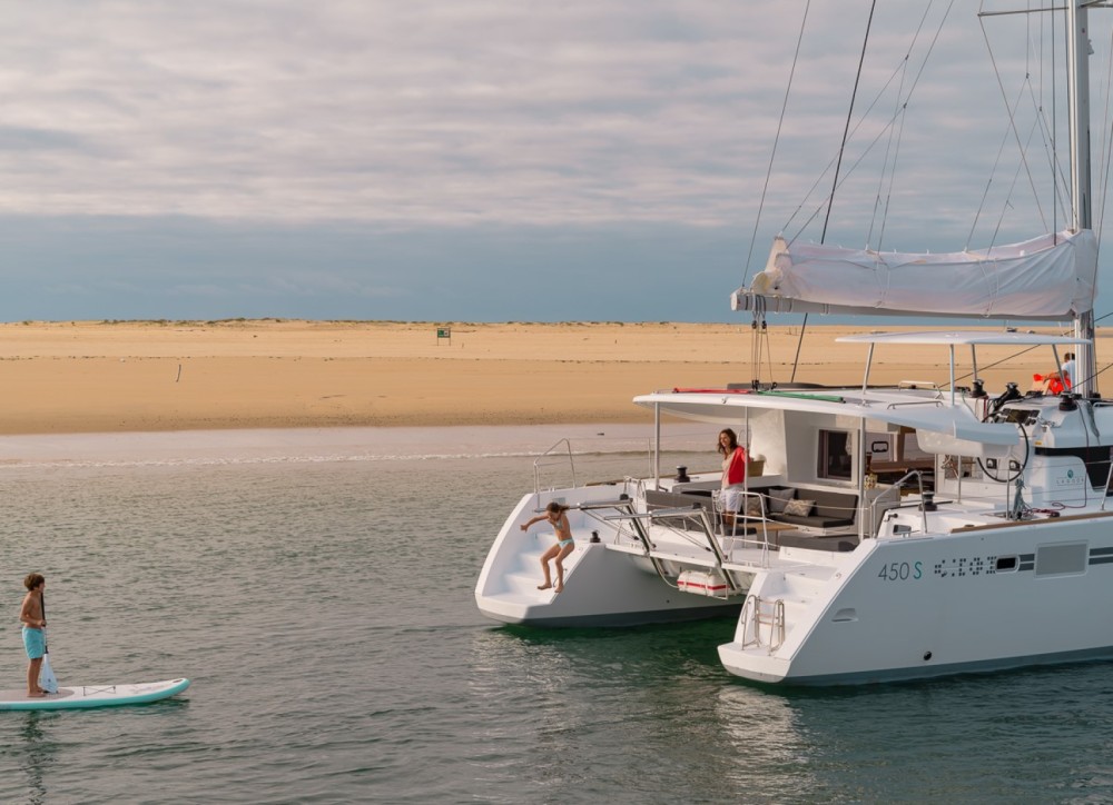 Lagoon 450 Sport Top - Specs, layout & video | SamBoat