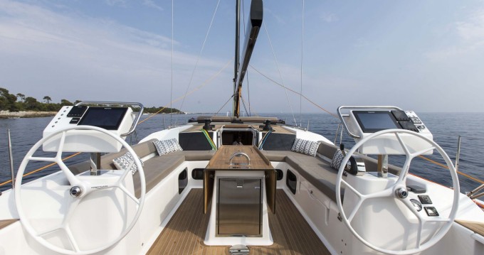 Dufour 56 - Specs, layout & video | SamBoat